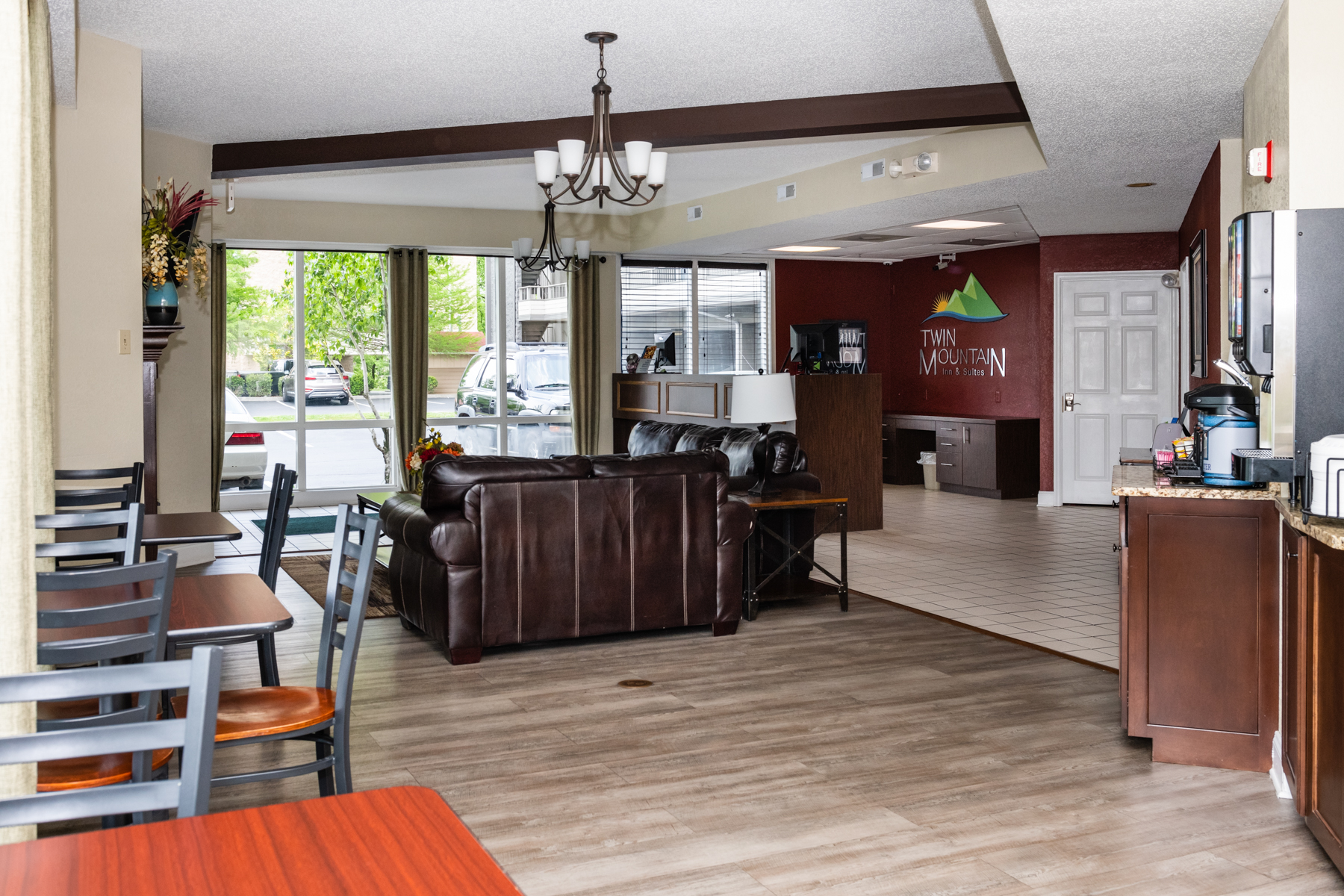 Amenities at Twin Mountain Inn & Suites in Pigeon Forge TN